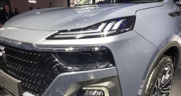 这才是良心轿跑SUV，配宝马1.6T爆发200马力，10万又迷倒一片