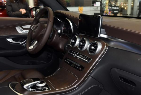 奔驰GLC260、宝马X3和奥迪Q5L相比哪个比较好？应该如何选择？