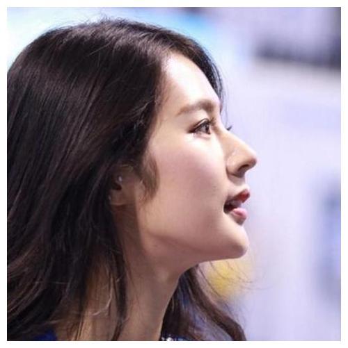 身高176公分,神似刘亦菲而出名,这就是棒球女神朴姬兰