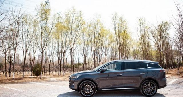 全新一代唐燃油版，2.0T 6AT，能否成中型SUV新标杆