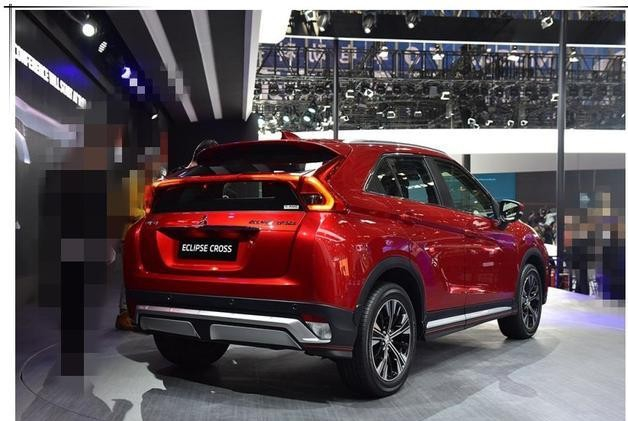 三菱终于爆发了！新车比逍客漂亮，四轮驱动配1.5T+8CVT，仅12万