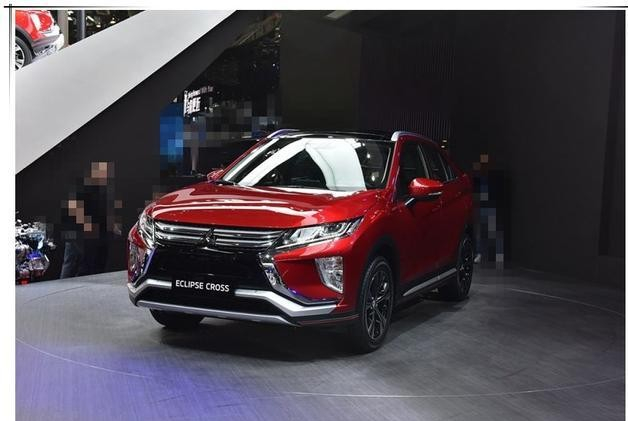 三菱终于爆发了！新车比逍客漂亮，四轮驱动配1.5T+8CVT，仅12万