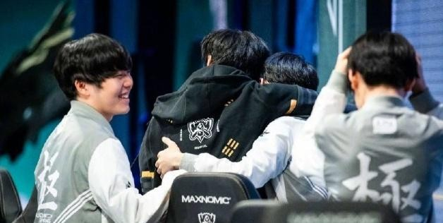 Rookie回忆S8: KT输在了中单? Ucal的一个特点或使他们失败