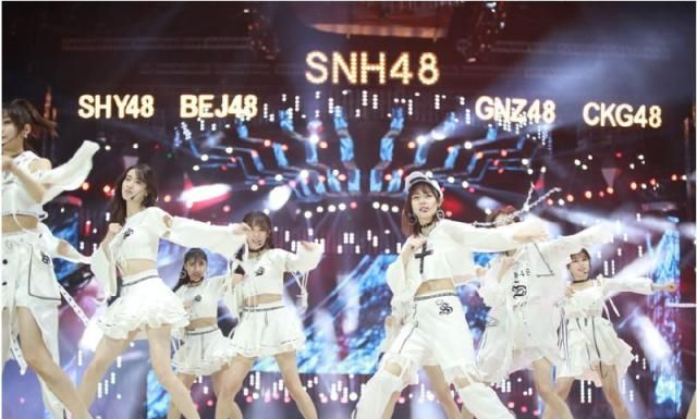 偶像失格，SNH48再曝私联事件，粉丝自嘲被偶像当作“工具人”