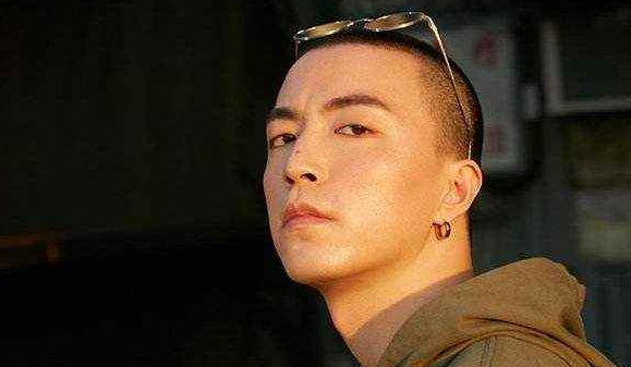 jony j和宫阁退出《潮音战纪》，究竟是怎么一回事！