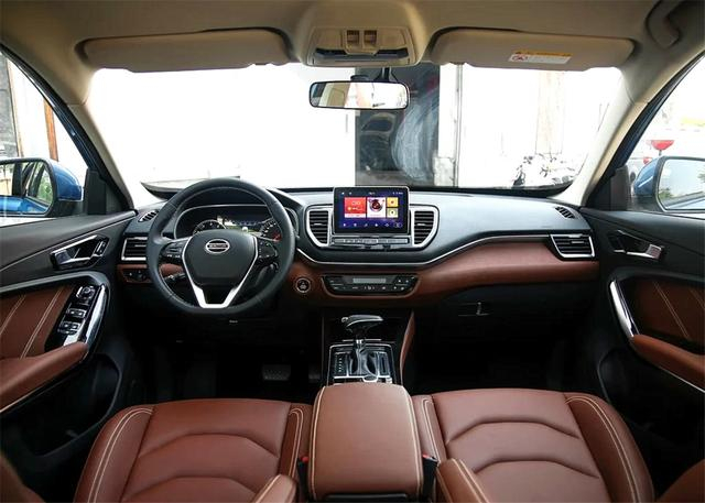 一汽全新SUV换标了！全新造型亮相，1.6L+6AT，量产能大卖吗？