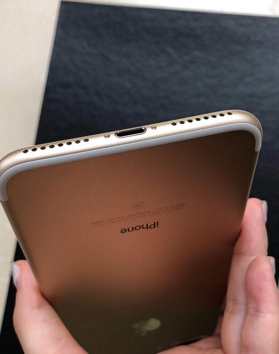 iPhone7Plus 128GB 要卖3600元？只因系统好？