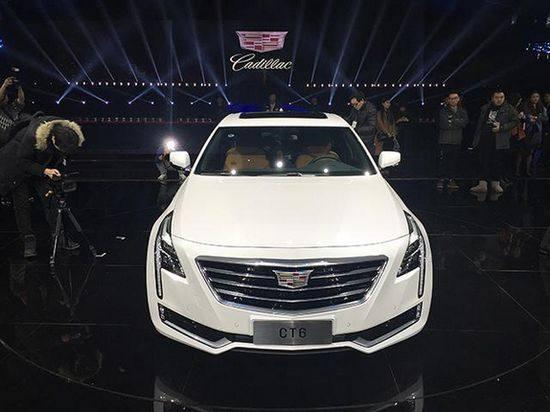 全新CT6搭载2.0T+276匹马力，3米多轴距同级别无敌