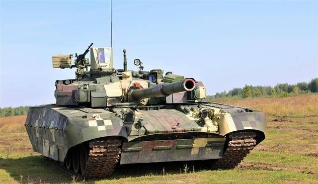 中乌坦克细节大比拼，告诉你中国VT4为何要值600万