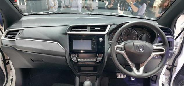 本田新车足够诚意，大7座油耗仅6L，标配ESP，12万起还买啥H6