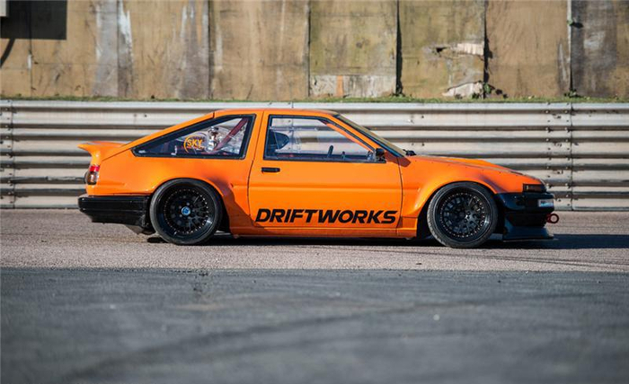 豆腐变腐乳 LS V8引擎AE86飘移赛车