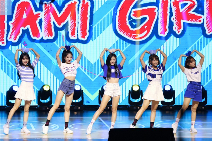 SNH48小组合HO2 、BLUEV出道首秀 全新组合闪耀来袭