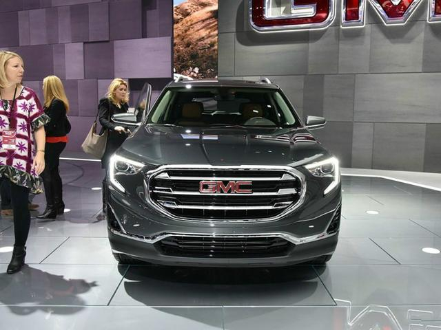 别说途观，就连奥迪Q5都没它气派，这车配2.0T+9AT，国产仅18万