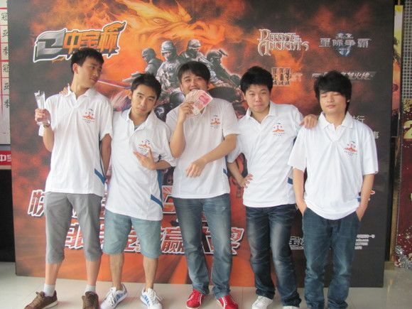 【我们的主播】DOTA界的活化石，国服四君子之首，他叫做LongDD！|DOTA|龙神|战队_新浪新闻