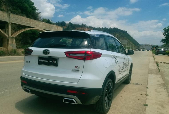 8.39万起售，一汽奔腾SENIA R9有望成为爆款车型！