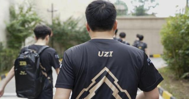 老外谈RW战胜RNG：看来RNG是真的需要Uzi