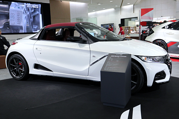 运动小跑车 本田S660 ModuloX 7月上市