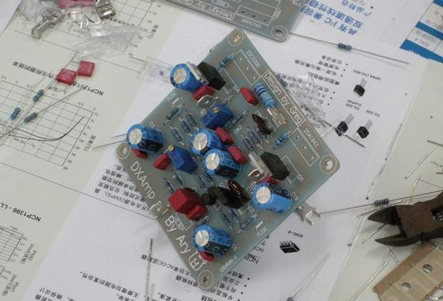 DIY 大牛 DX AMP 后级扩大机附（电路图）