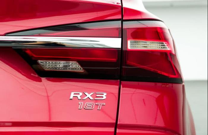 动力更强油耗更低，荣威RX3靠什么胜过传祺GS4