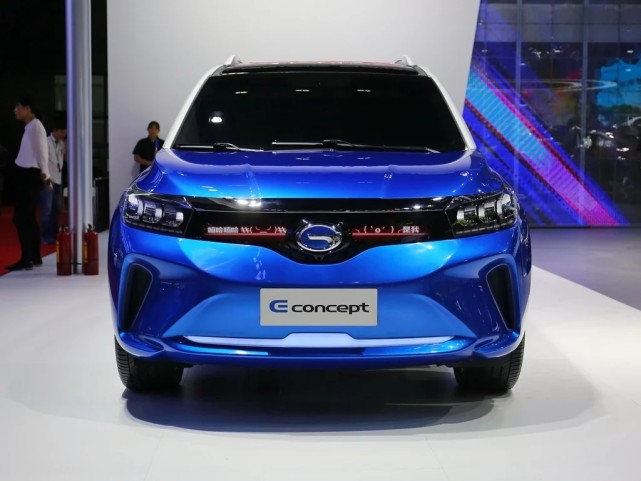 哈弗H6 Coupe与传褀GS4，同搭1.5T双离合，谁更亲民！