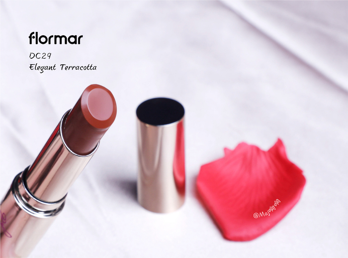 “另一种简单” ----土耳其小众口红FLORMAR DC29赤陶土💄转+关|口红|土耳其|陶土_新浪新闻