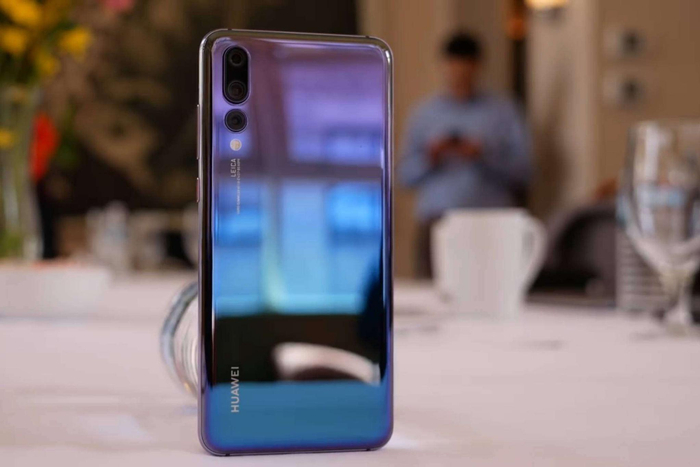 华为P20 PRO跑分实测：平均跑分仅20万 难敌小米MIX2S