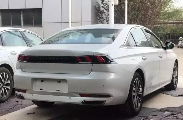 2019款标致508L实车现身，比雅阁还帅气，宝马1.6T还买啥凯美瑞