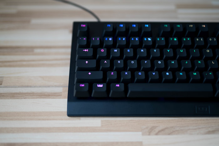 你控制他的强弱，他知道你的深浅 —— Wooting One