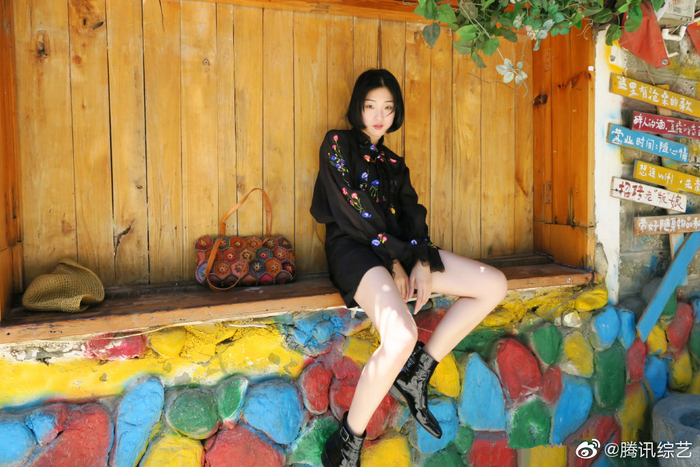 干练全能的创作少女大胆坦率的飒小姐鸭队@火箭少女101_Yamy 生日快