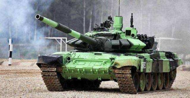 99A坦克跑不过T72？俄也真敢说：解放军指挥官现身说法击碎流言