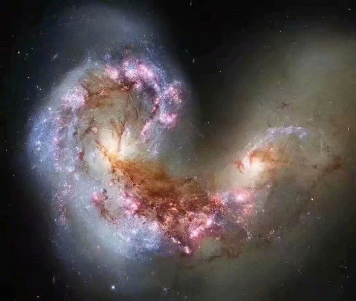 NASA拍摄的是星系NGC 4038和4039终于碰撞在一起了的画面|星系|拍摄|触须_新浪新闻