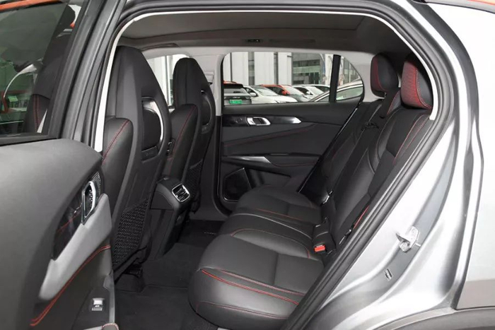 星途-TX对比WEY VV7和领克01