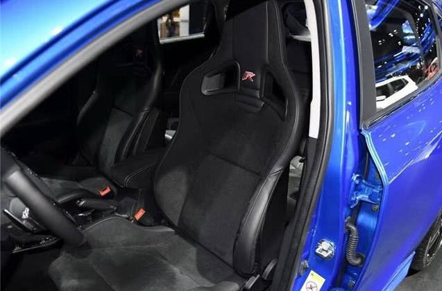 国产小钢炮！2.0T＋6AT，或卖10万