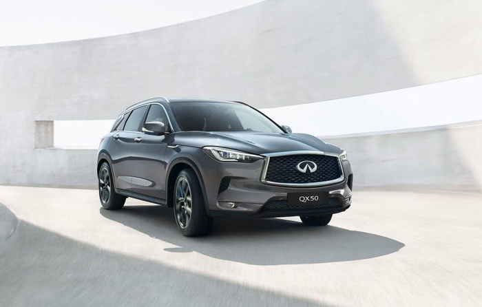 豪车降价8万可捡漏，272马力配可变压缩比，燃油经济性极高