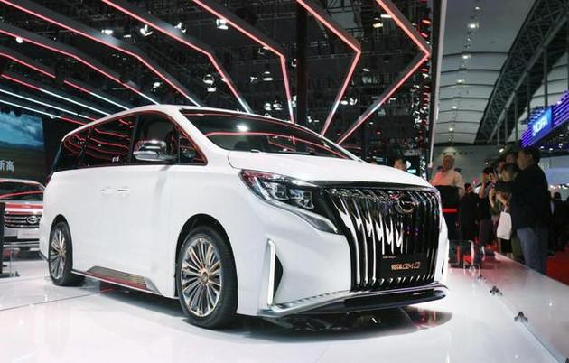 又一爆款MPV来了！配全景天窗+大7座，手握12万还看啥别克GL6！