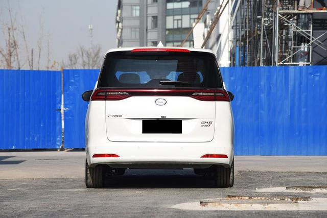 又一爆款MPV来了！配全景天窗+大7座，手握12万还看啥别克GL6！