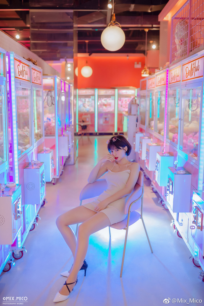 《魅》—————————👧🏻：@Icey艾昔 📸：@Mix_Mico_新浪新闻