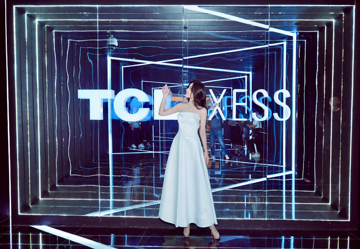 TCL高端线XESS系列官宣品牌代言人@汤汤汤晶媚