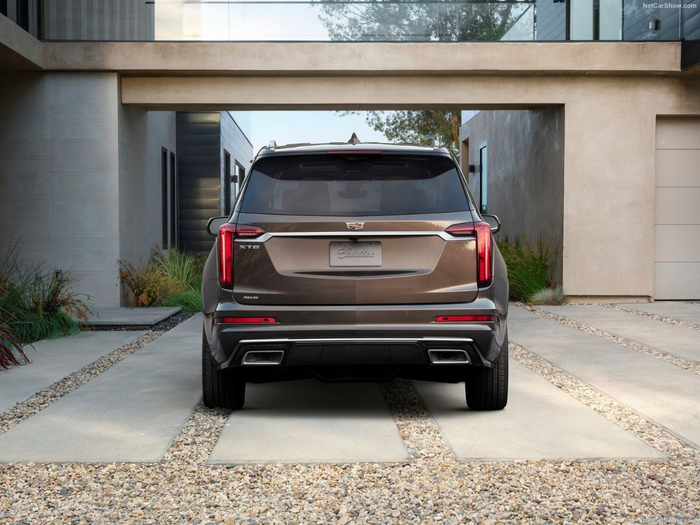 详解凯迪拉克XT6,XT5长轴距平台配3.6升V6自吸,尺寸超越X5、GLE