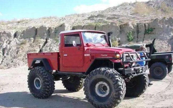 BJ40“皮卡版”实车亮相，预售13-15万，比吉姆尼还霸气