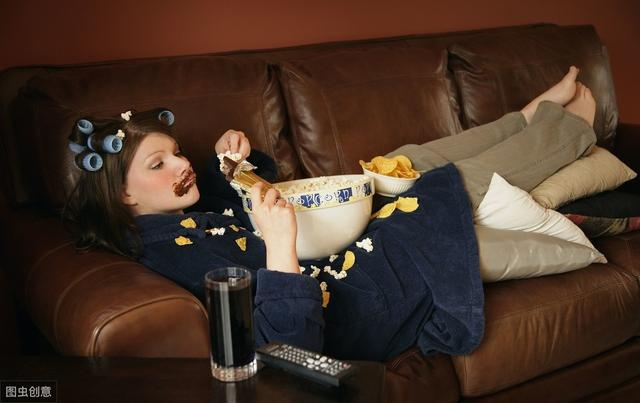 couch potato可不是“沙发上的土豆”，不知道会很糗