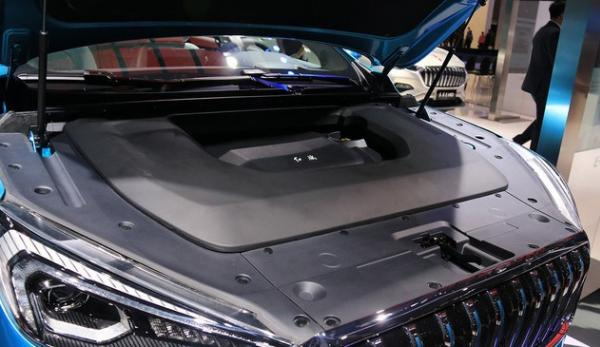 售22.58万起，紧凑型SUV红旗纯电动E-HS3上市