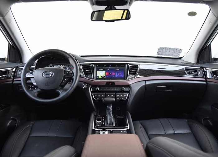 GS8换装“蒙娜丽莎”脸！媲美埃尔法，2.0T＋6AT＋四驱