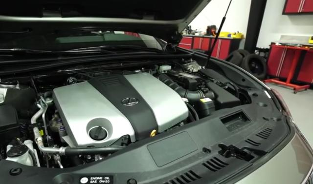 雷克萨斯也要简配吗，ES200从6AT换到CVT，还有人追捧吗？