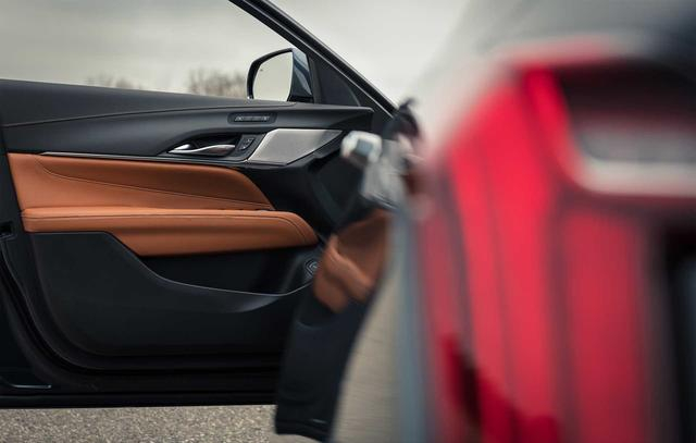 凯迪拉克新CT4正向我们走来，2.7T+10AT能否进入国内？令人期待