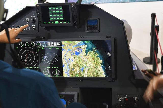 苏57座舱首次公开，机械仪表全部消失，歼20唯一优势没了|机械|座舱|战机_新浪新闻