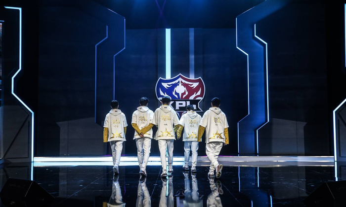 王者荣耀：KPL最高KDA来自AG超玩会老帅？黑马XQ九尾有话要说