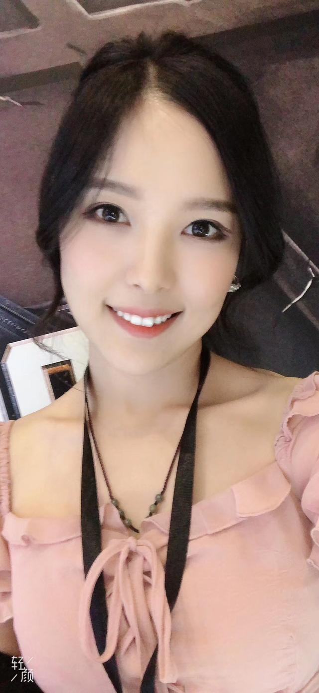 DNF：DPL决赛解说天团，晴子成唯一女嘉宾，与狂人同框值得期待