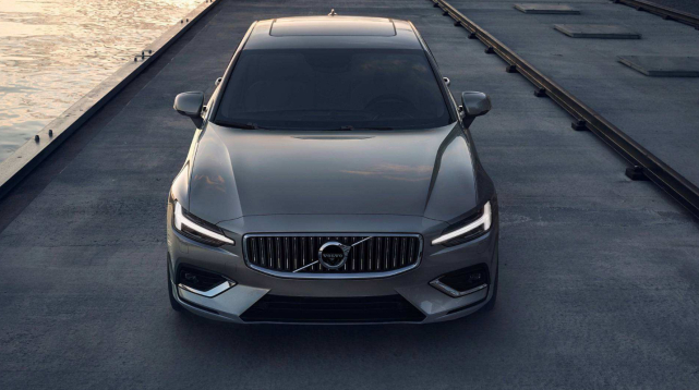 全新沃尔沃S60“为爱”上市，再迎高光时刻