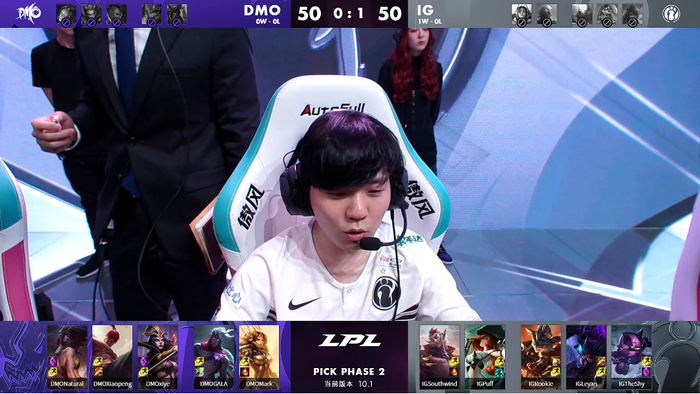 管泽元预测成真，IG横扫DMO收获两连胜，红发裁判美少女火了